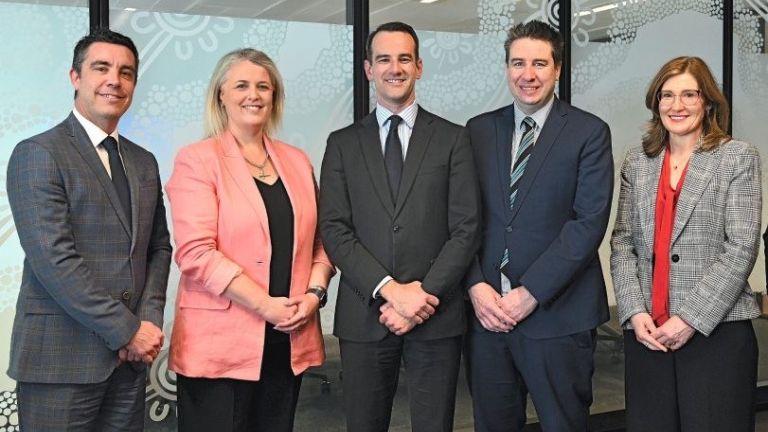 Executive Committee • Renewal SA